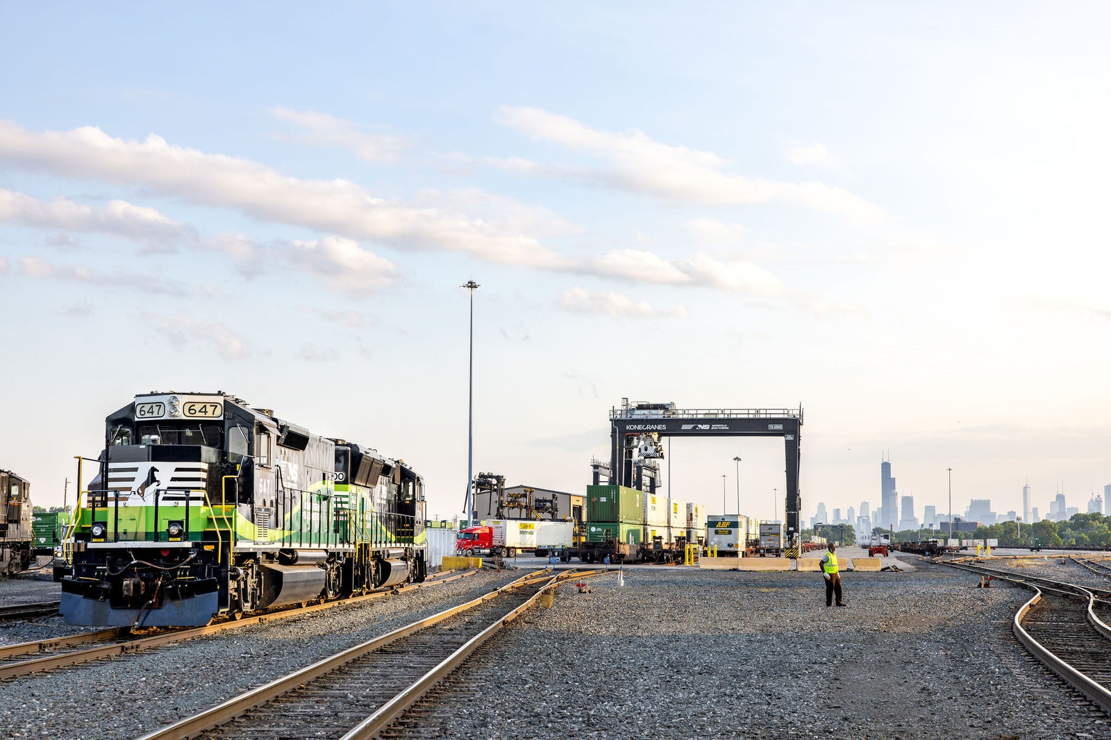 Freight Transport via Intermodal Containers | Norfolk Southern